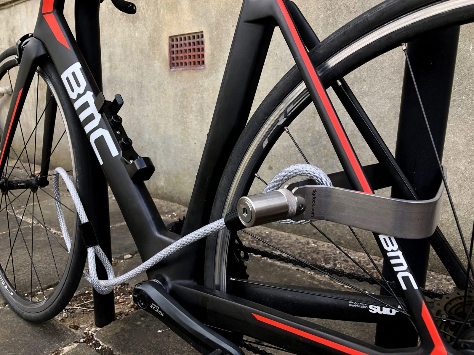 TiGr Mini Review | The Best Lightweight Bike Lock?