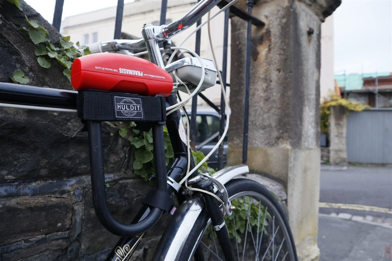 Huldit Bike U-Lock Holder Review | The Best Bike Lock Mount