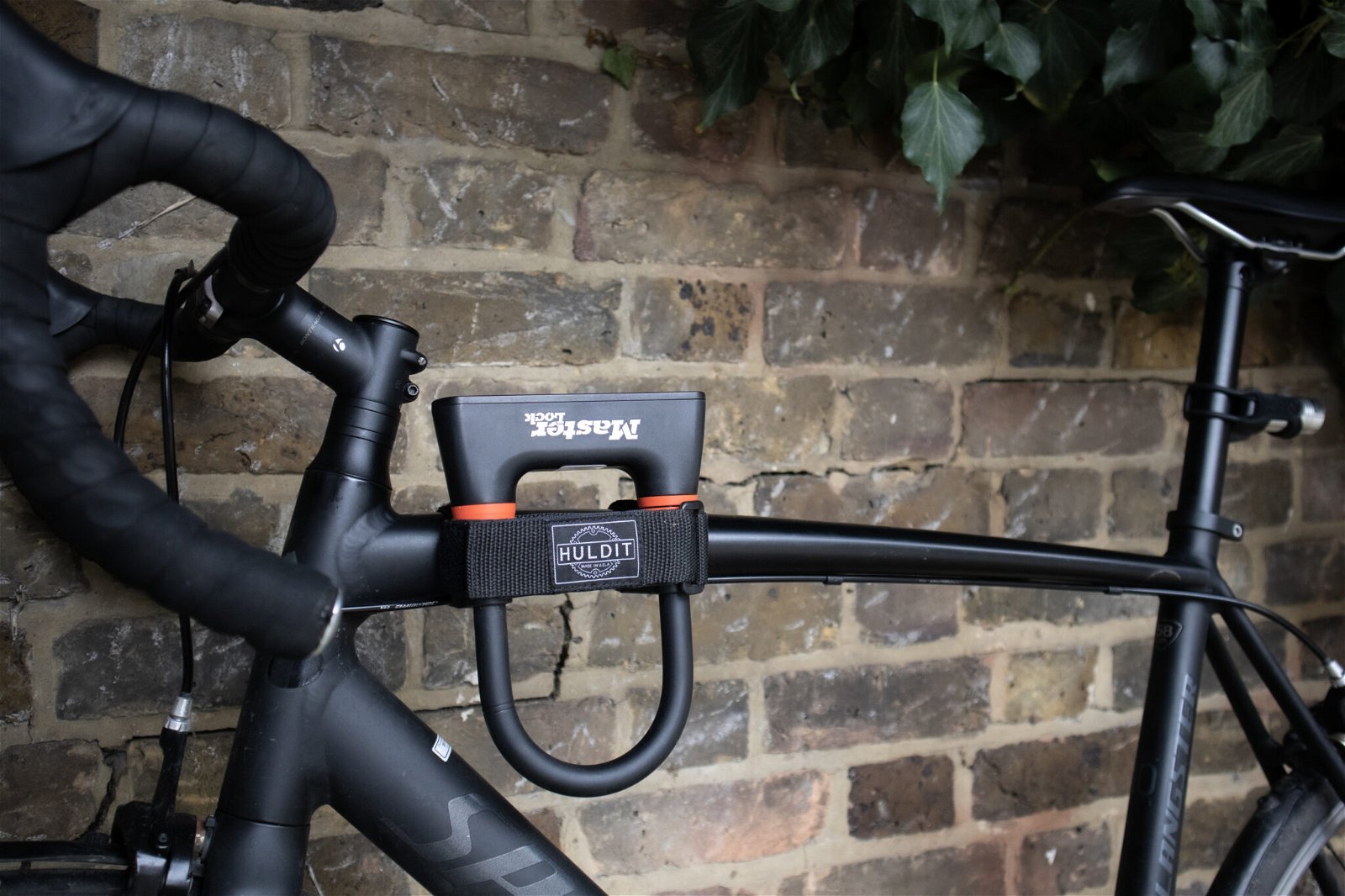 Master Lock 8278 EURDPRO Review | BikeLockWiki