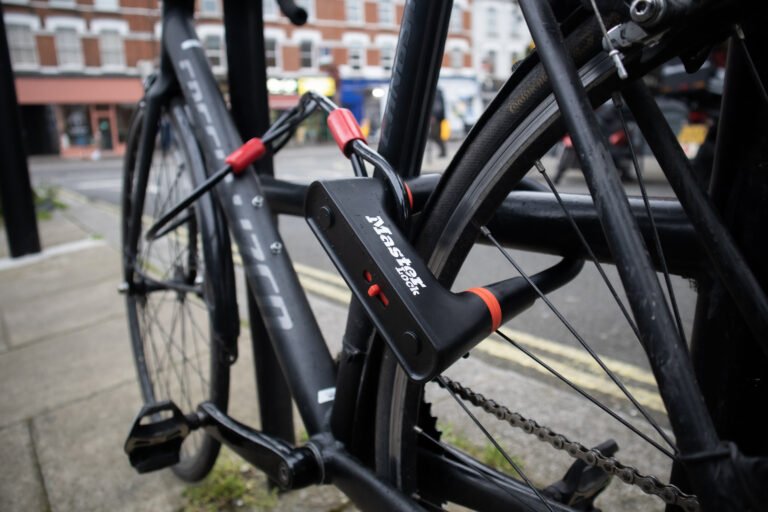 Master Lock 8278 EURDPRO Review | BikeLockWiki