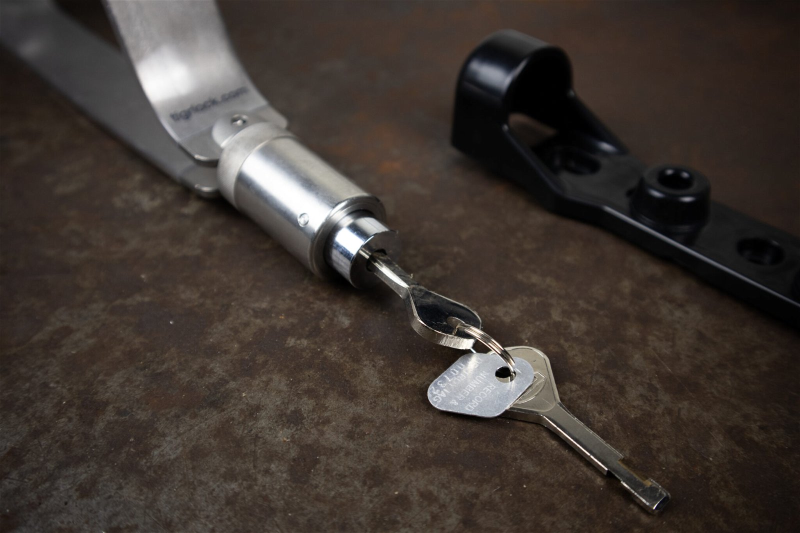 TiGr Mini Review | The Best Lightweight Bike Lock?
