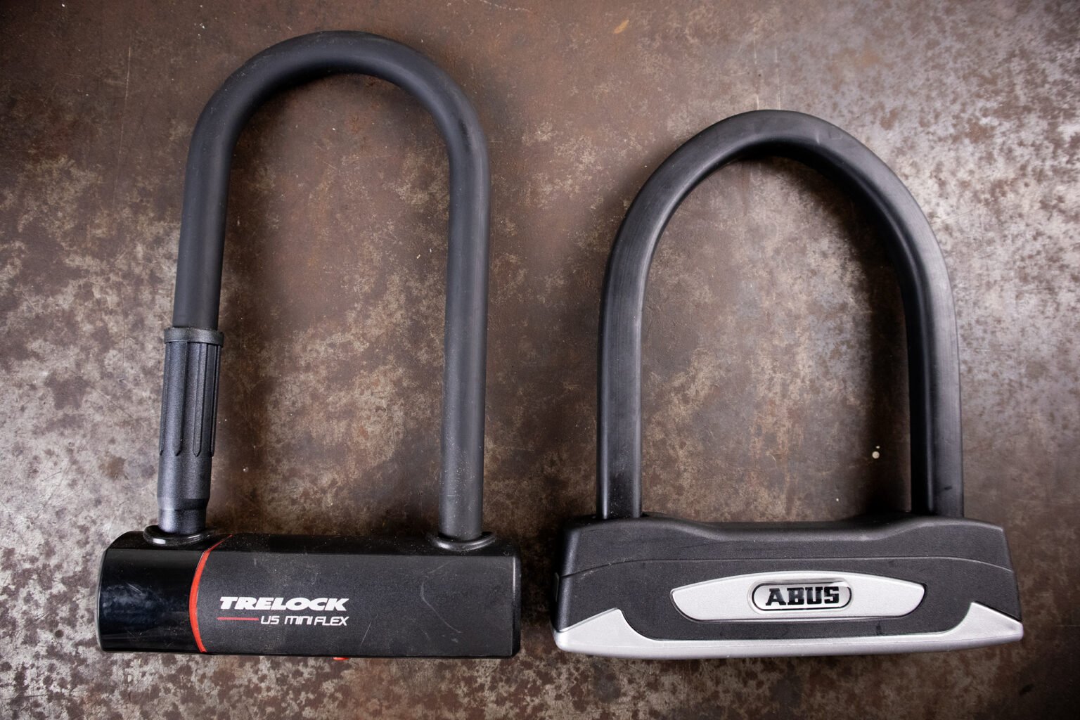 U-Lock vs Cable Lock | Which is Better & More Secure?