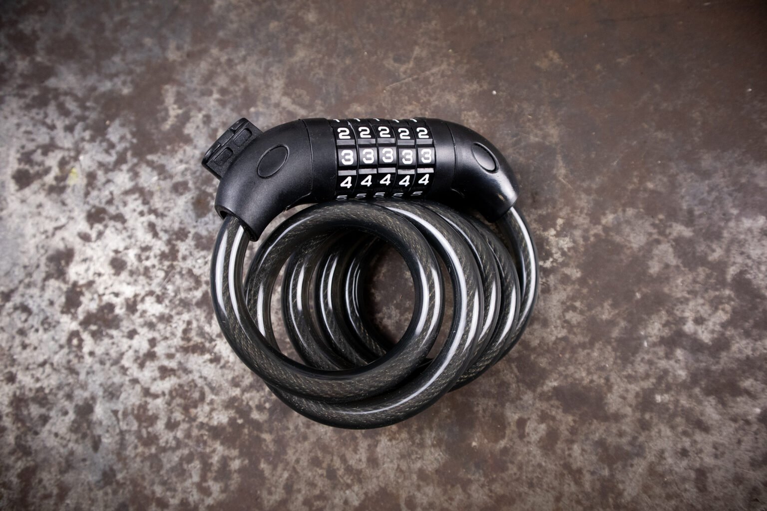 U-Lock vs Cable Lock | Which is Better & More Secure?